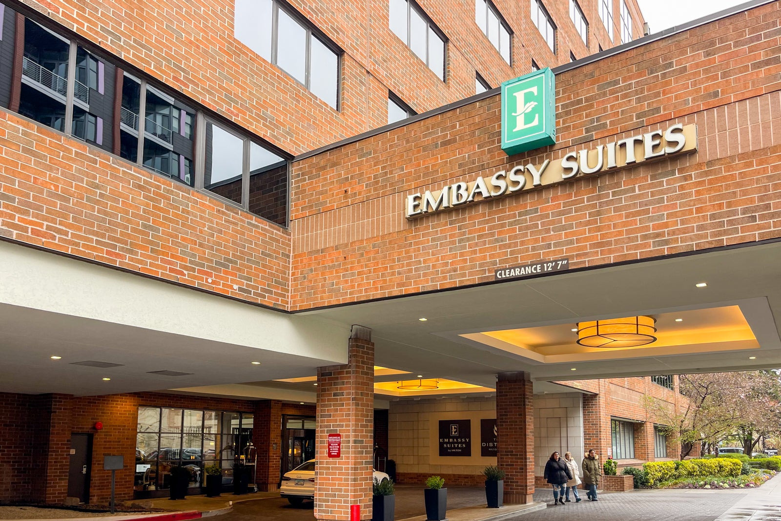 Roomy spaces, dirty places: My stay at Embassy Suites Washington DC ...